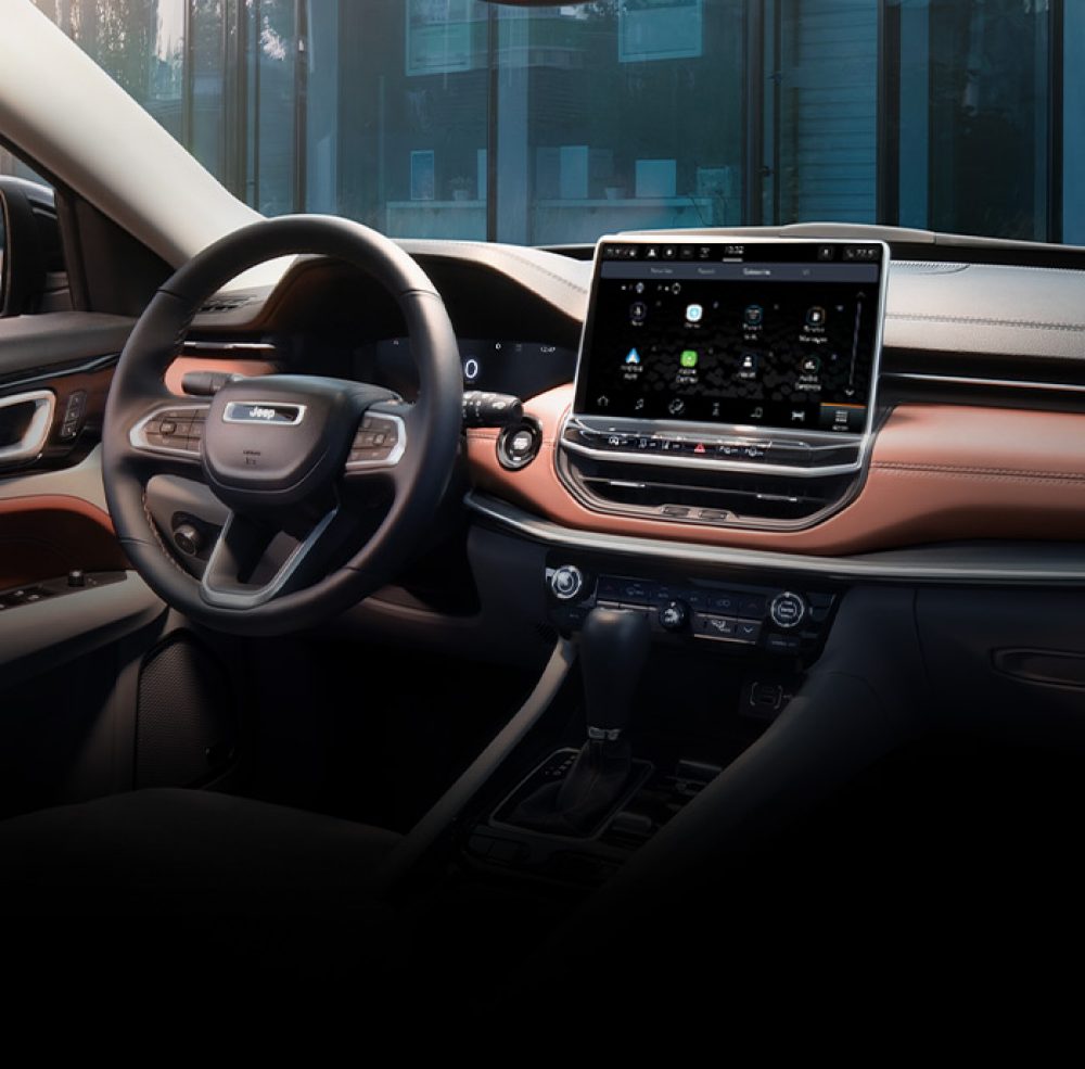 2022 Jeep® Compass Interior - Seating, Cargo, and More